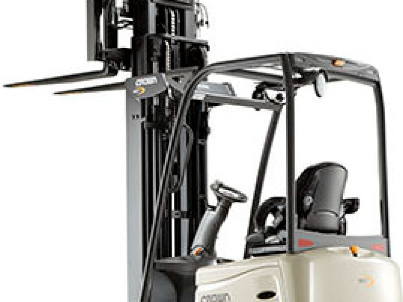 Crown SC Series 3-Wheel Electric Forklift | Compact & Powerful