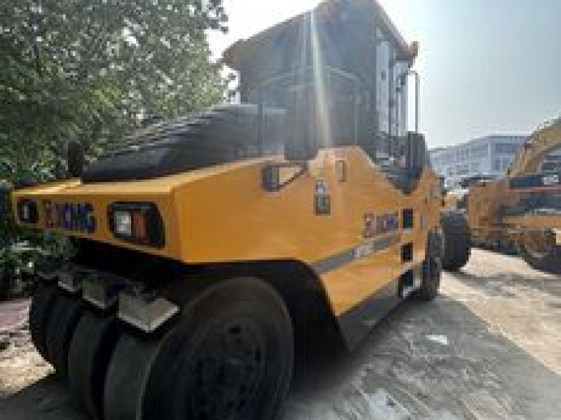 Used XCMG XS223J Single Drum Compactor 2023 | 185 HP | 109h